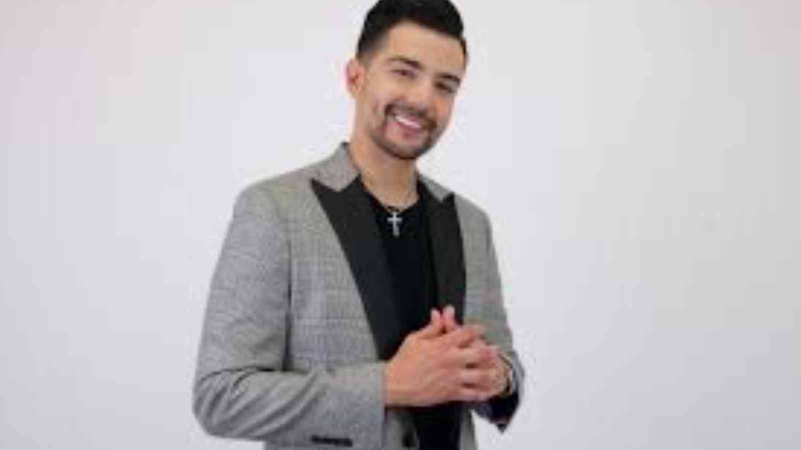 Luis Coronel Biography: Age, Height, Birthday, Family, Net Worth ...