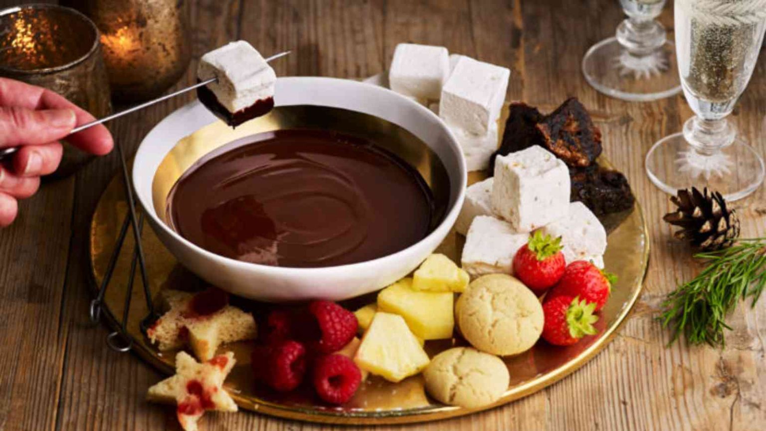 National Chocolate Fondue Day 2023: Date, History, Types and Recipes ...
