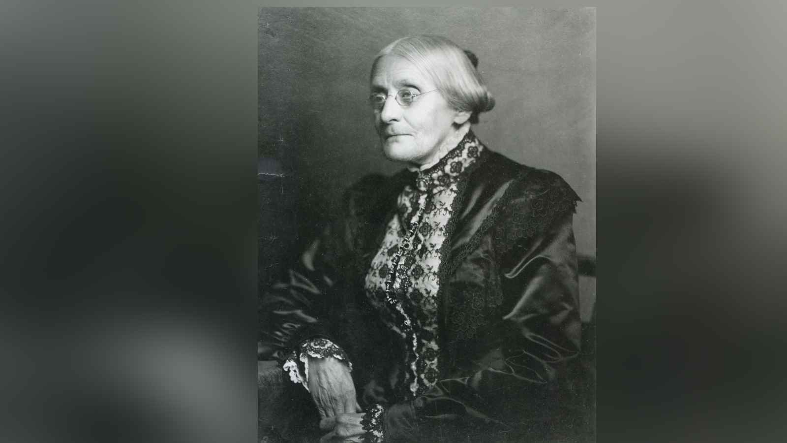 Susan Anthony Biography: Age, Height, Birthday, Family, Net Worth ...