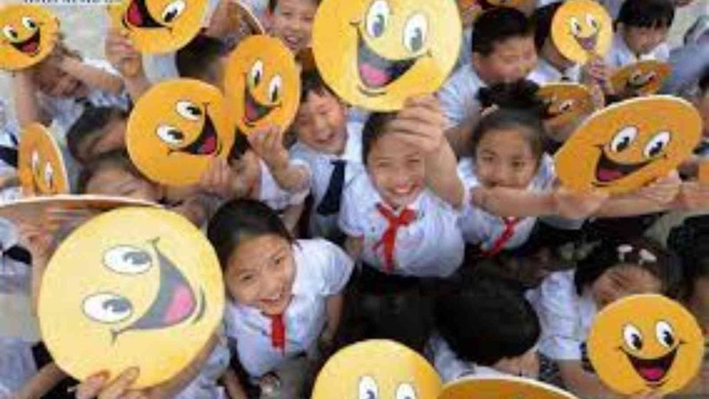 Share a Smile Day 2023: Date, History, Facts, Activities - Eduvast.com