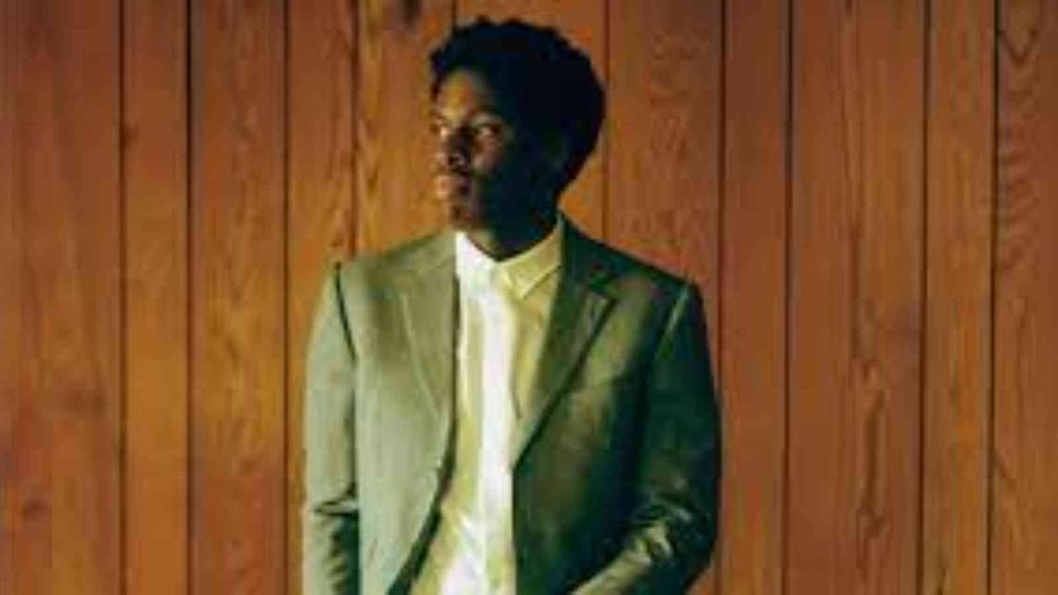 Daniel Caesar Biography: Age, Height, Birthday, Family, Net Worth ...