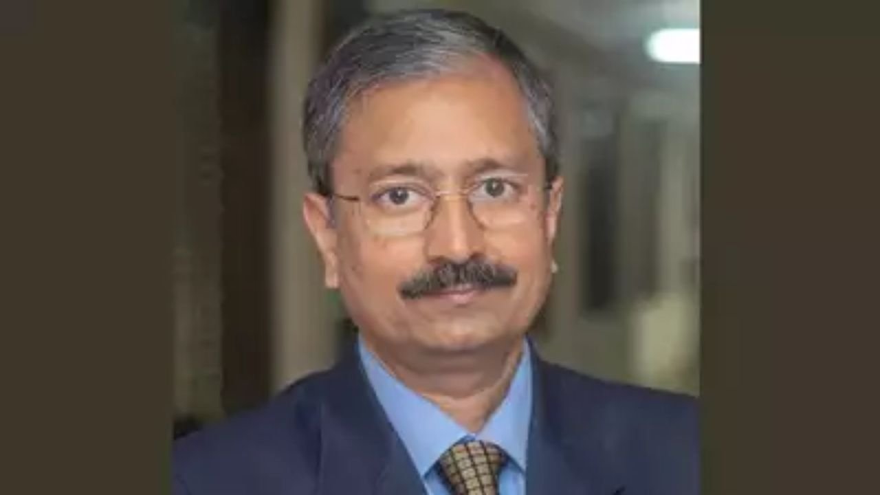 Bhallamudi Ravi takes charge as the new director of NITK, Surathkal ...