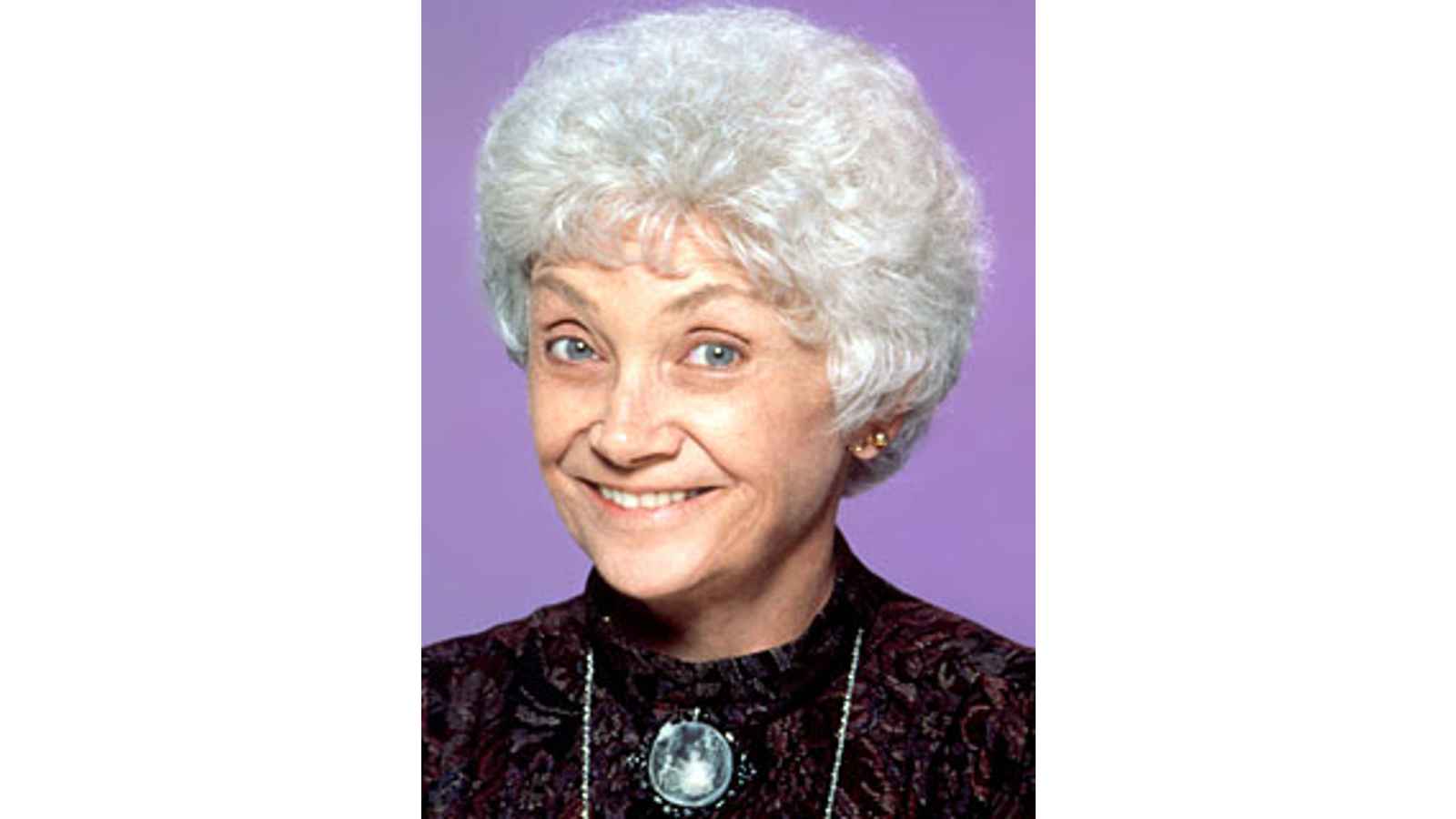 Estelle Getty Biography: Age, Height, Birthday, Family, Net Worth ...
