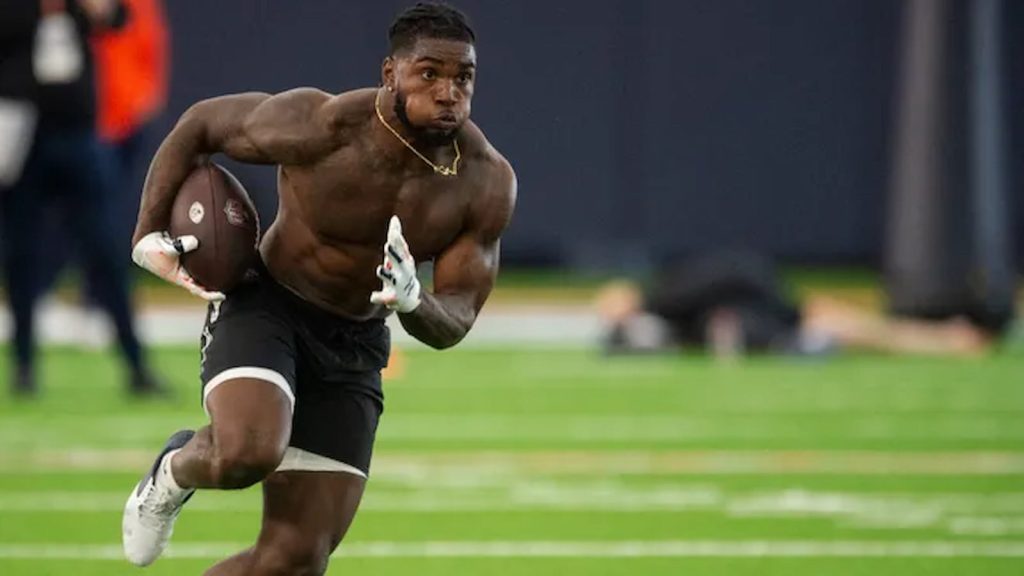 Tank Bigsby Biography: Age, Career, Family, Personal Life, and Net ...