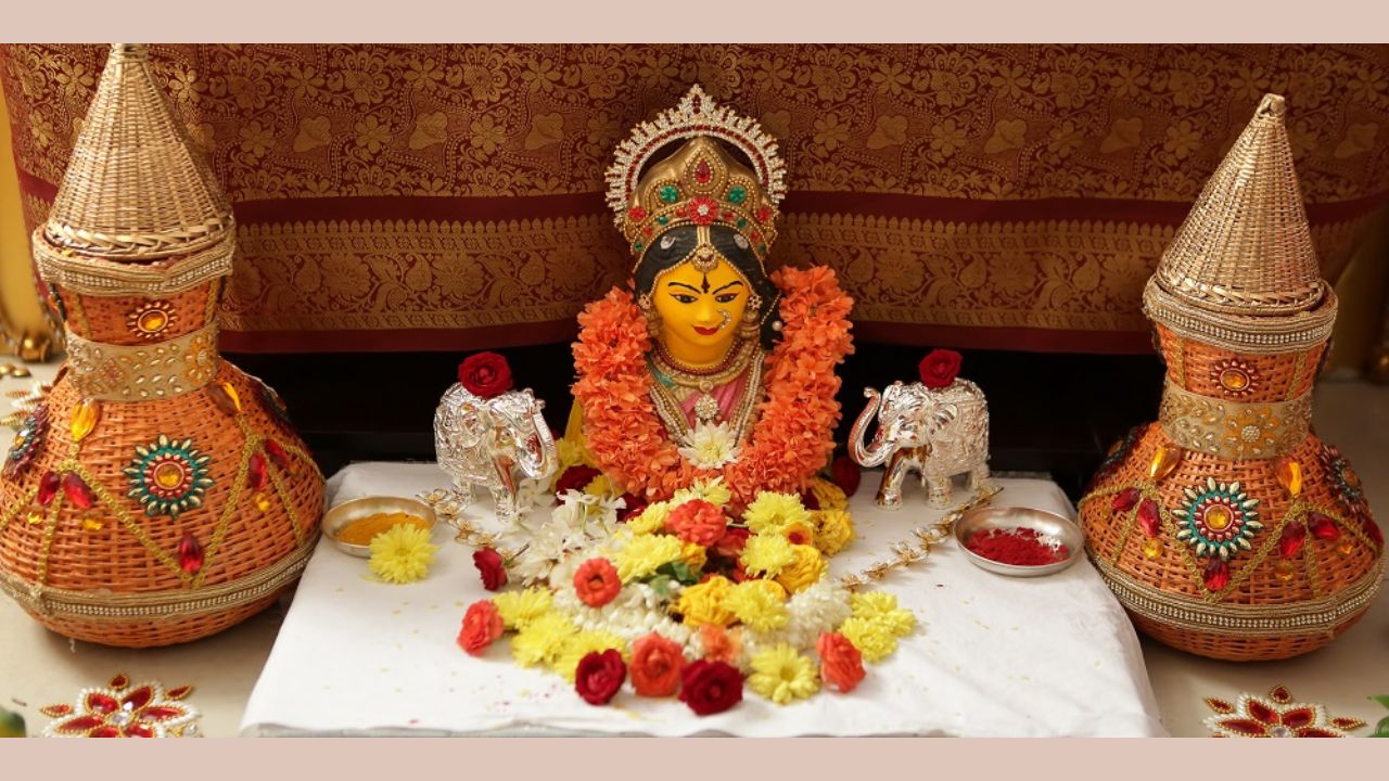 Varalakshmi Vrat 2023: Date, History, Significance, Rituals
