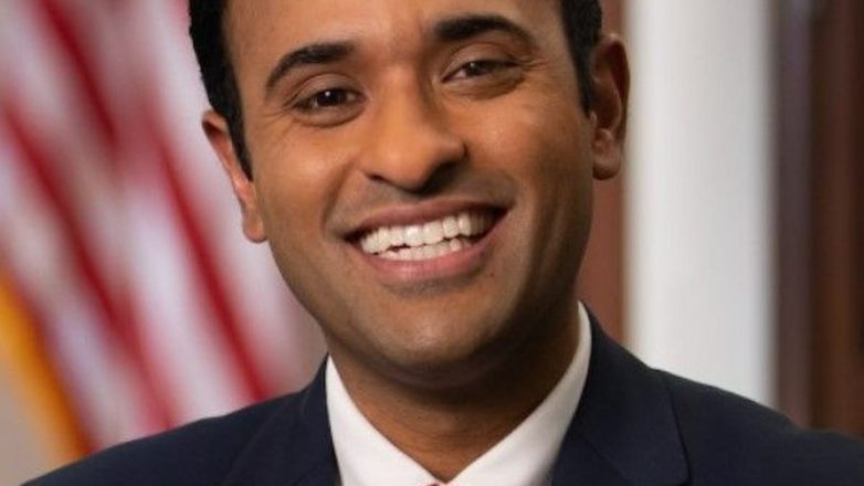 Vivek Ramaswamy Biography: Age, Height, Wife, Career, Family, Personal ... Vivek Ramaswamy Biography: Age, Height, Wife, Career, Family, Personal ...