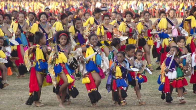 Umhlanga reed dance Day 2023: Date, History, Facts about Reed Festival ...