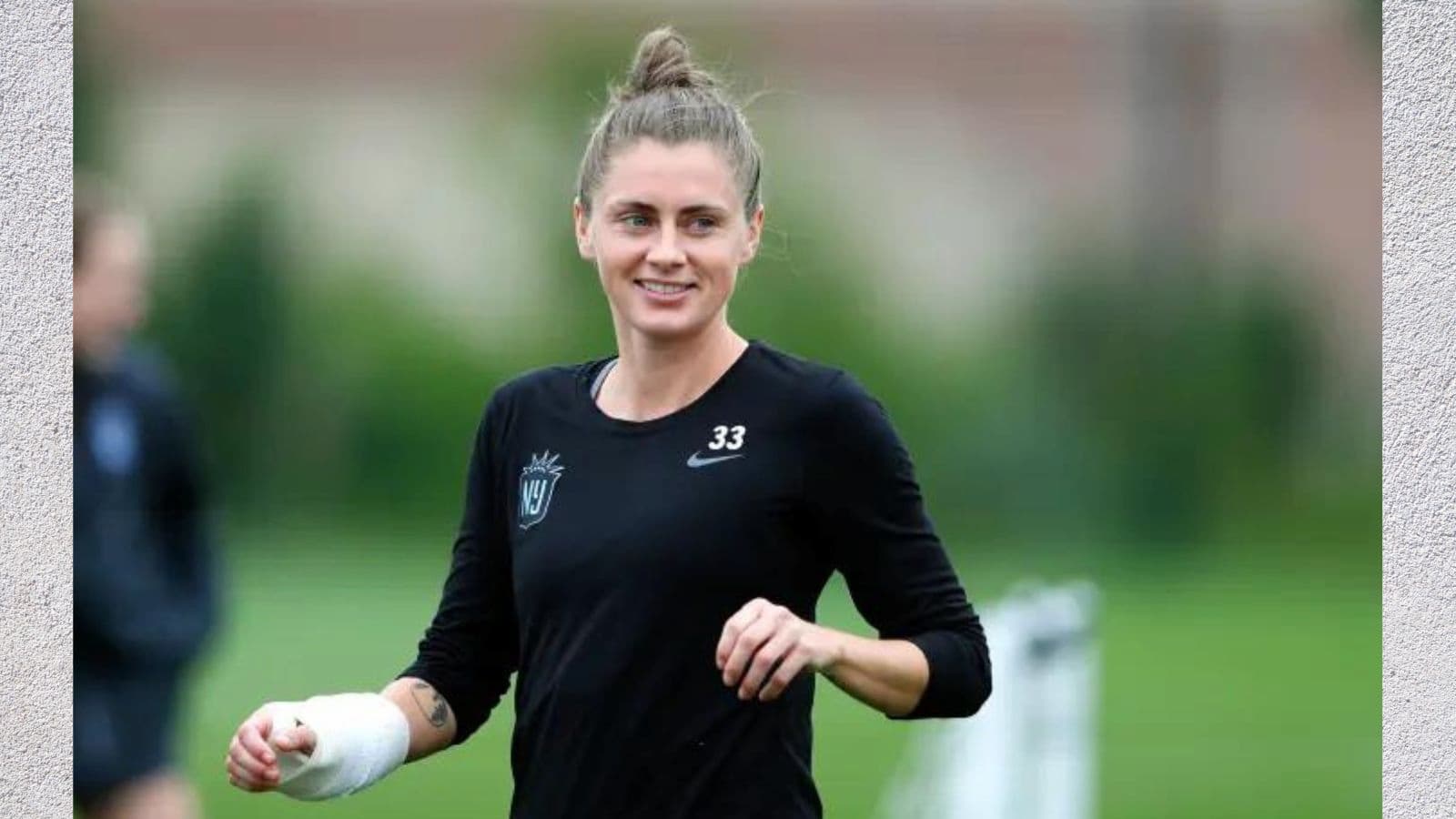 Sinead Farrelly Biography: Age, Height, Career, Family, Personal Life ...