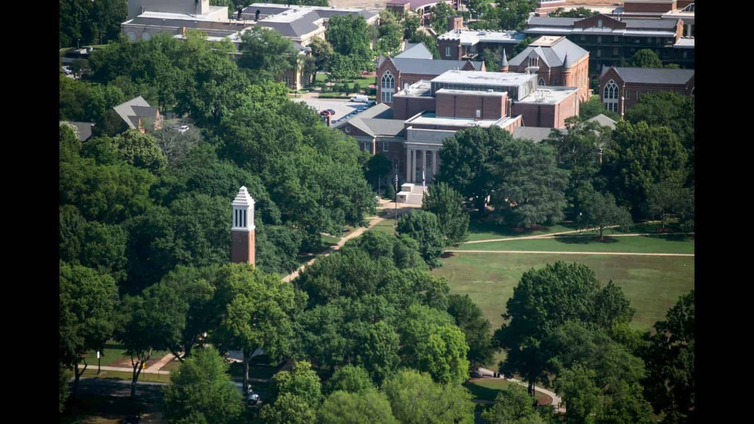 Where is the University of Alabama Located? - Eduvast.com