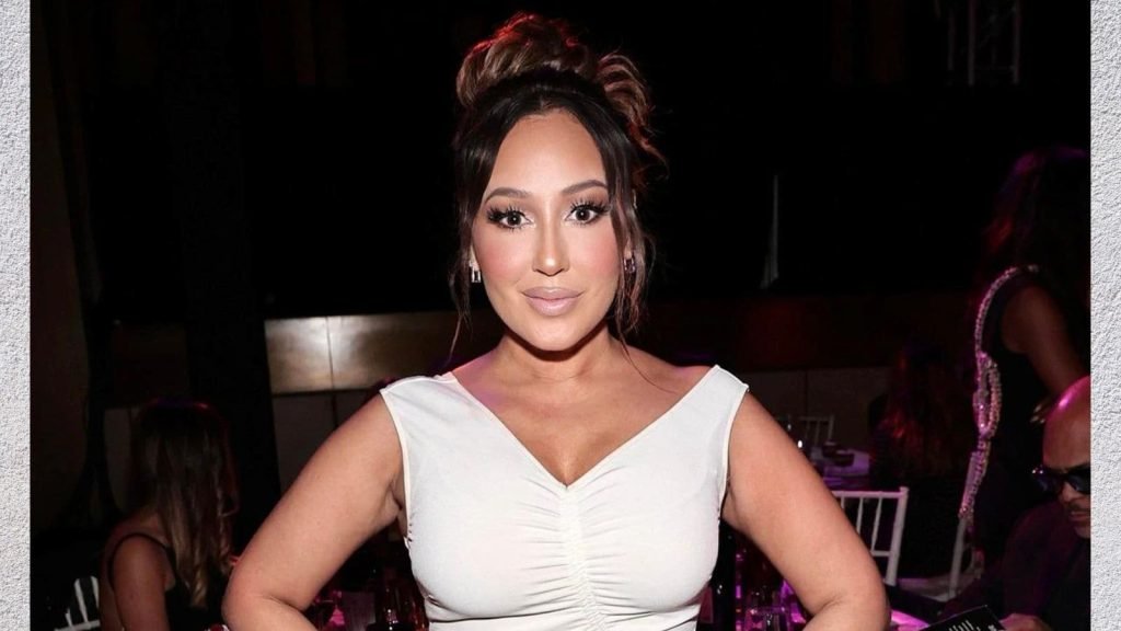 Adrienne Eliza Houghton Biography: Age, Height, Birthday, Family, Net ...