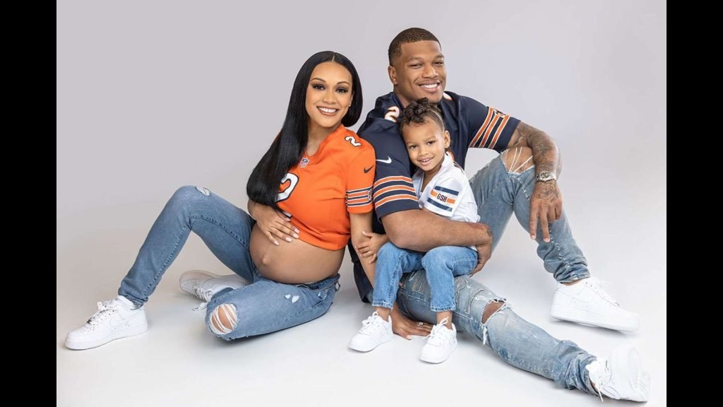 Who Is DJ Moore Wife? DJ Moore Net Worth: Earnings And Contracts ...