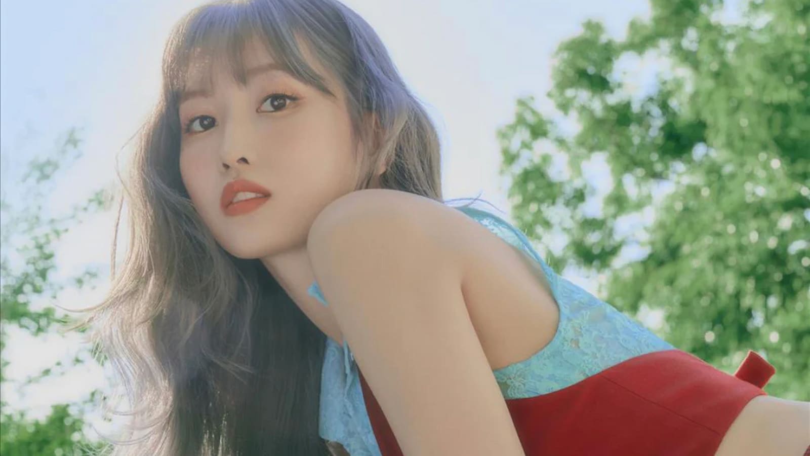 Momo Hirai Biography: Age, Height, Birthday, Career, Family, Personal ...