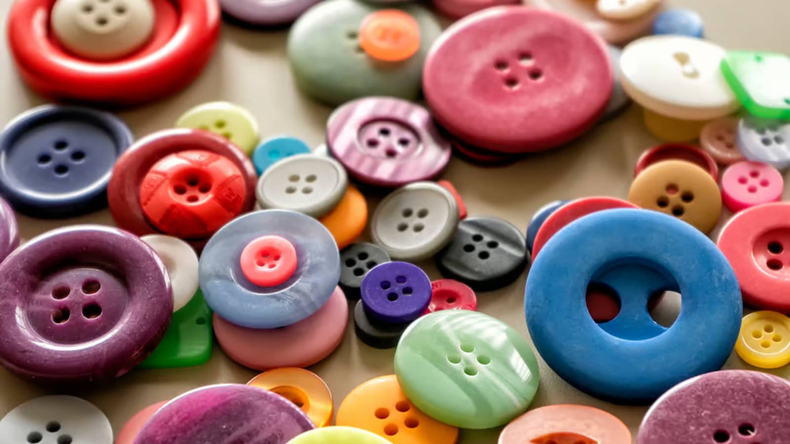 National Button Day 2023: Date, Facts About Button, More About Buttons ...