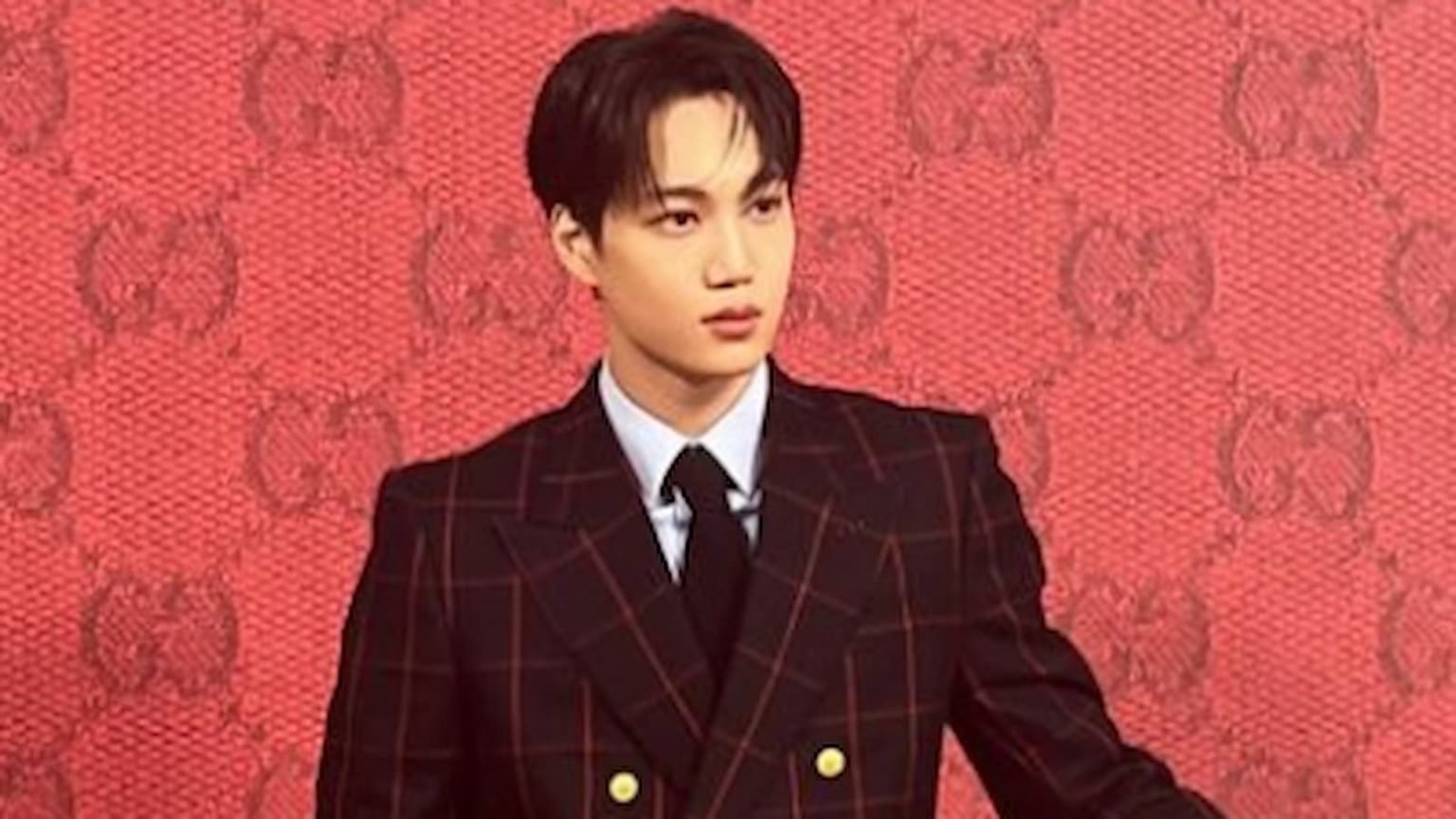Kai Biography: Age, Height, Birthday, K-pop Career, Personal Life, Net ...