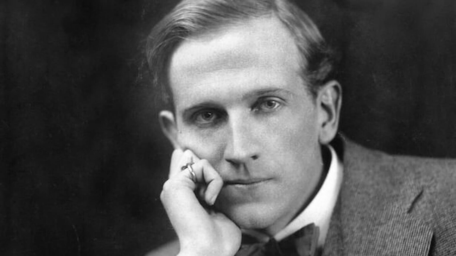 A.A. Milne Biography: Age, Height, Birthday, Career, Novels ...