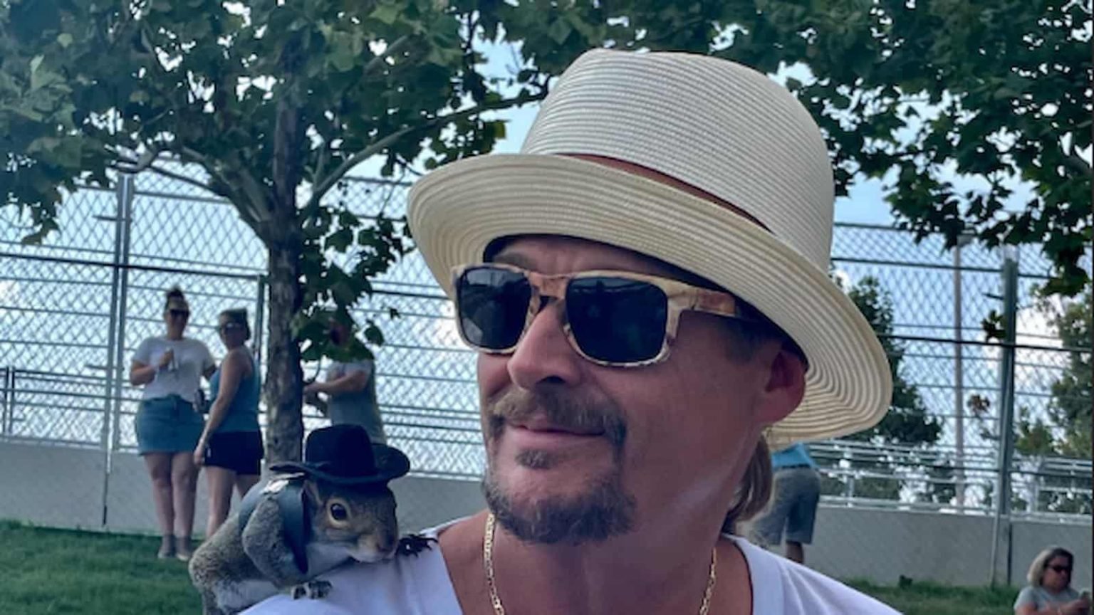 Kid Rock Biography: Age, Height, Birthday, Debut Album, Music, Personal ...